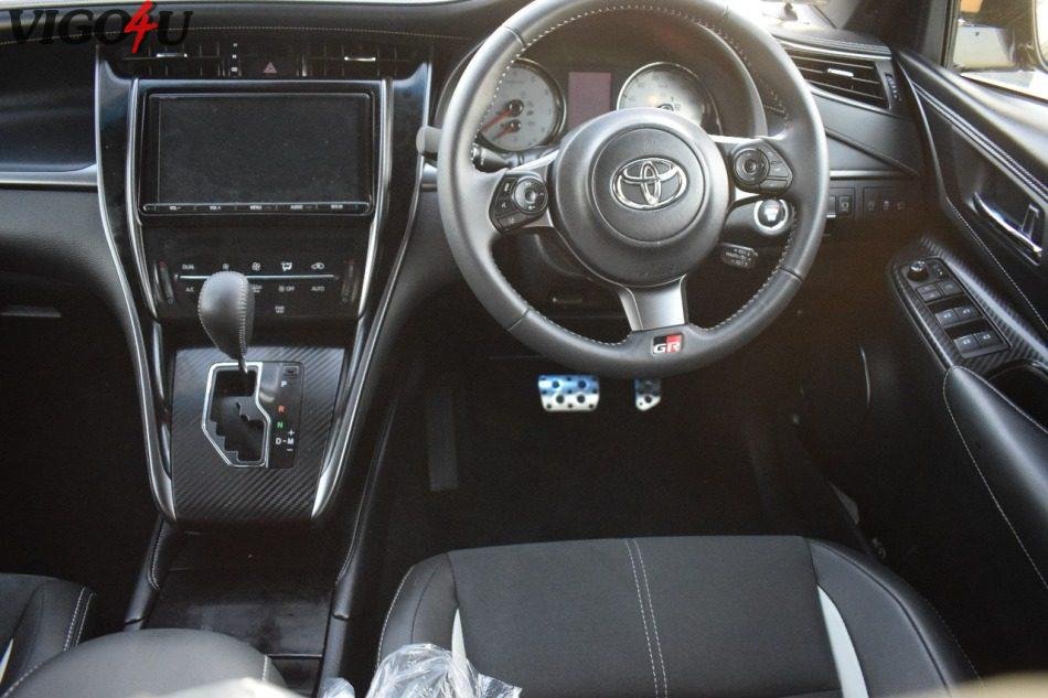 2018 TOYOTA HARRIER GS | SOPI MotorsSOPI Motors