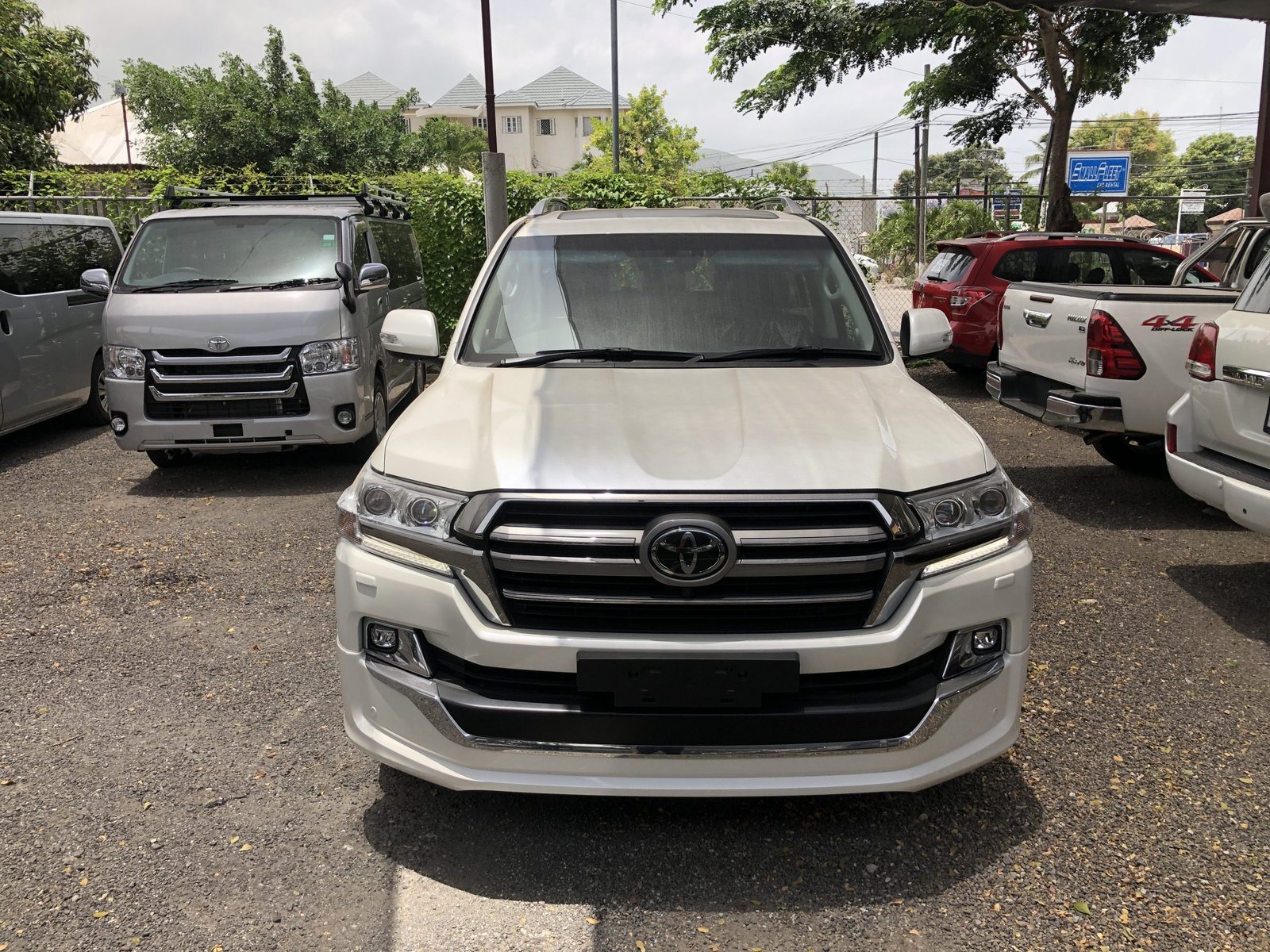 2020 TOYOTA LANDCRUISER VXR | SOPI Motors